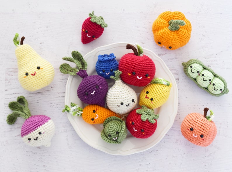 4 Delicious Designs of Food Crochet Patterns - mecrochet.com